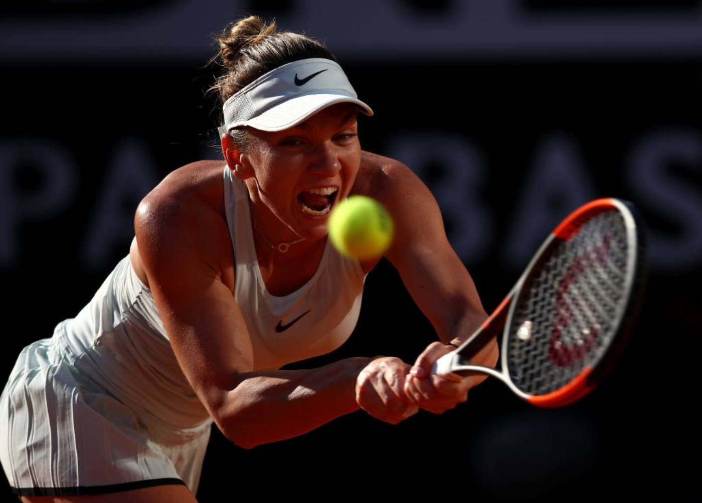 Simona nu poate trece de Svitolina în finala de la Roma pentru al ...