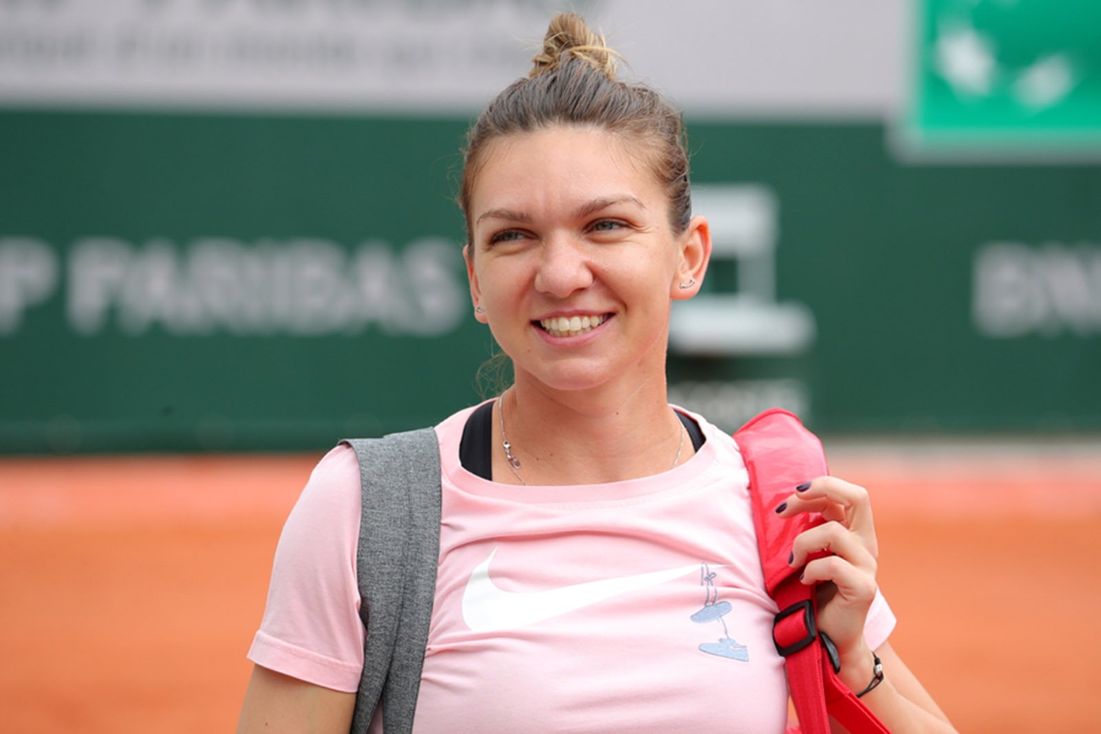 Simona nu construieşte autostrăzi, dar ne reconfigurează sinapsele ...