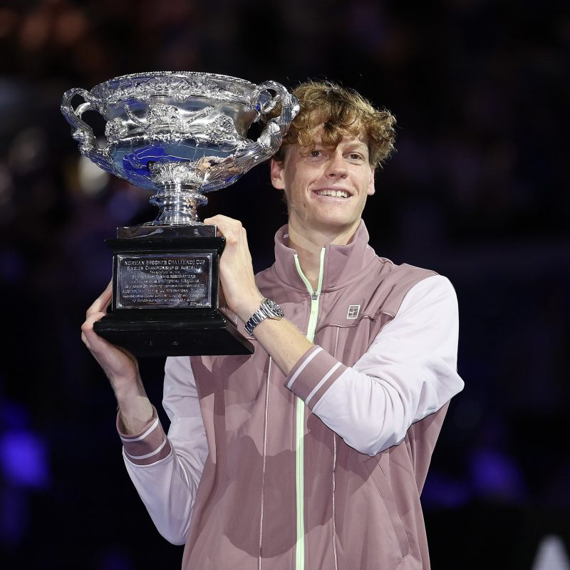 Jannik Sinner câștigă Australian Open! Primul titlu de Grand Slam al ...